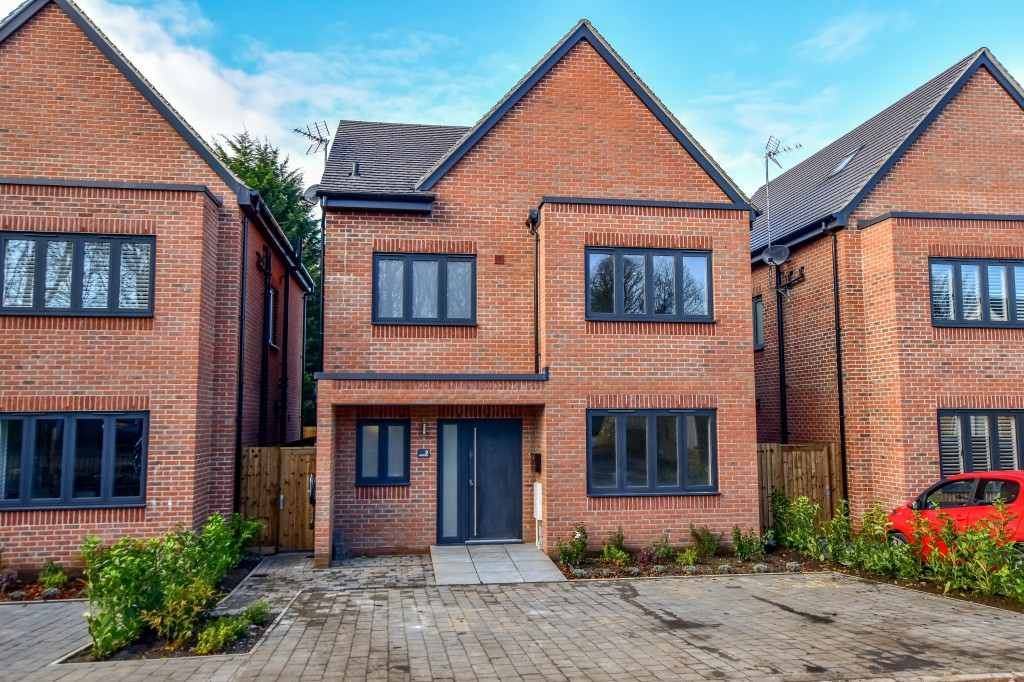 Chestnut Close, Potten End | Sovereign Estates